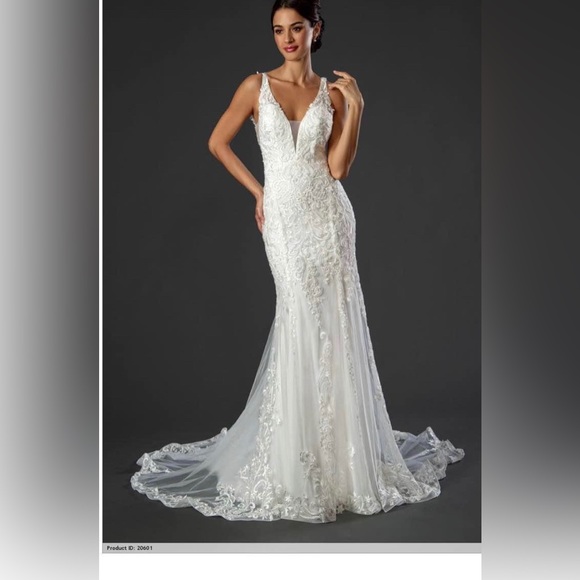 regis | Dresses | White Low Cut Open Back Lots Of Bling Wedding Gown ...